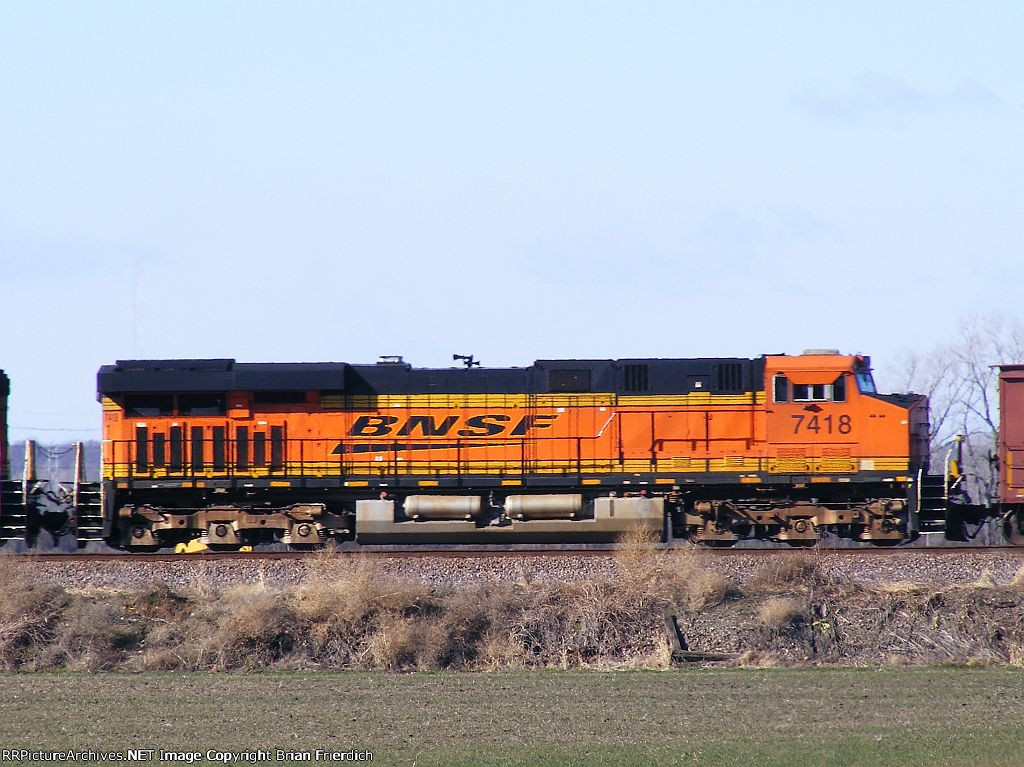 BNSF 7418